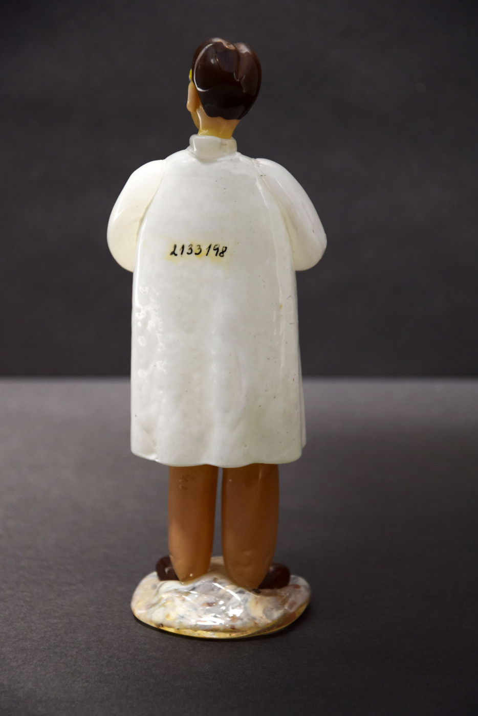 Pharmacist glass figurine by Miloslav Janků, Železný Brod glassworks